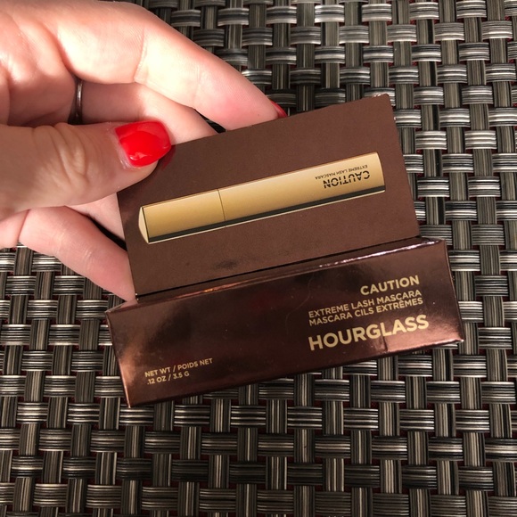 Hourglass | Makeup | Hourglass Ultra Black Caution Extreme Mascara ...